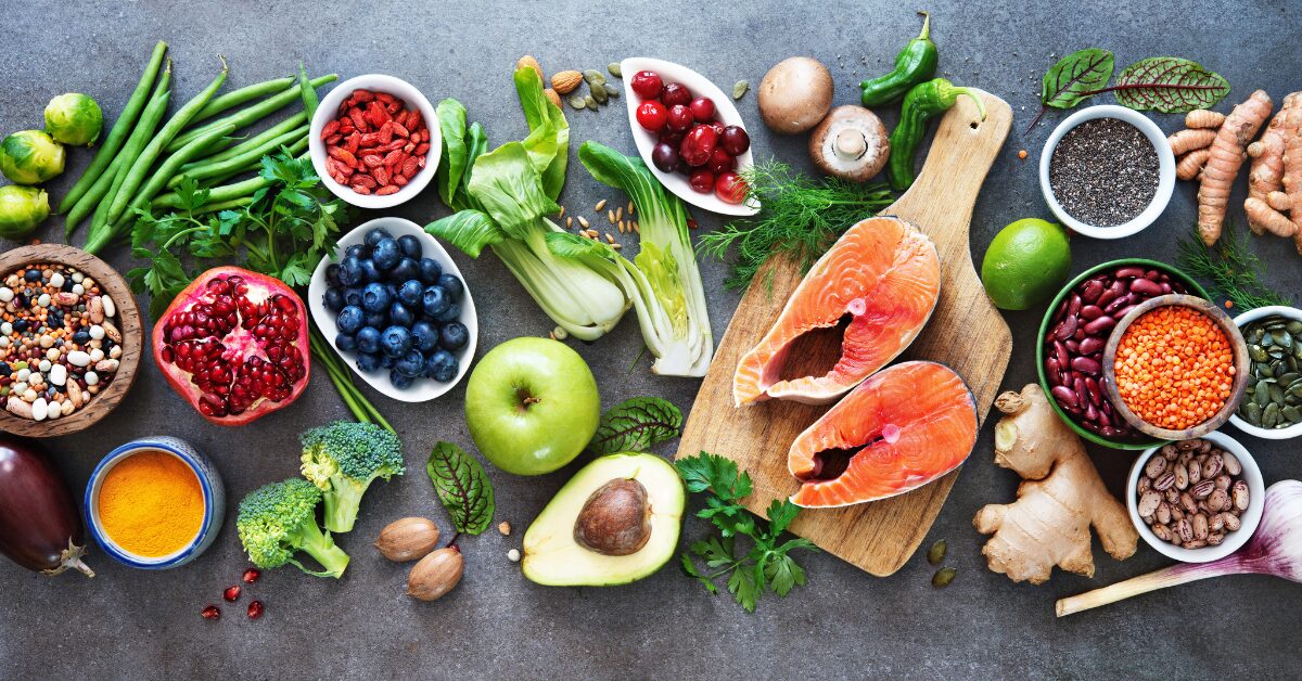 Healthy Eating | Foods to Embrace and Avoid